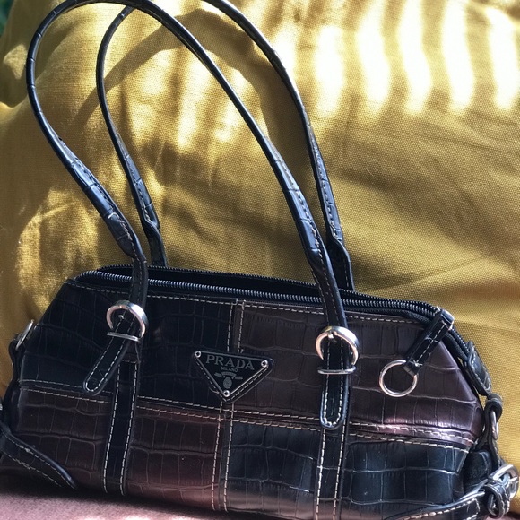 Prada | Bags | Vintage Prada Milano Dal 913 Handbag | Poshmark